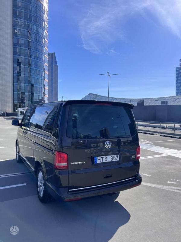 Violets Volkswagen Multivan 2013 Viļņa, ar dzinēja tilpumu 1.97 L un nobraukumu 232 tūkst. km par 22200 €, foto 10 vietnē AUTOMOTO.COM.LV
