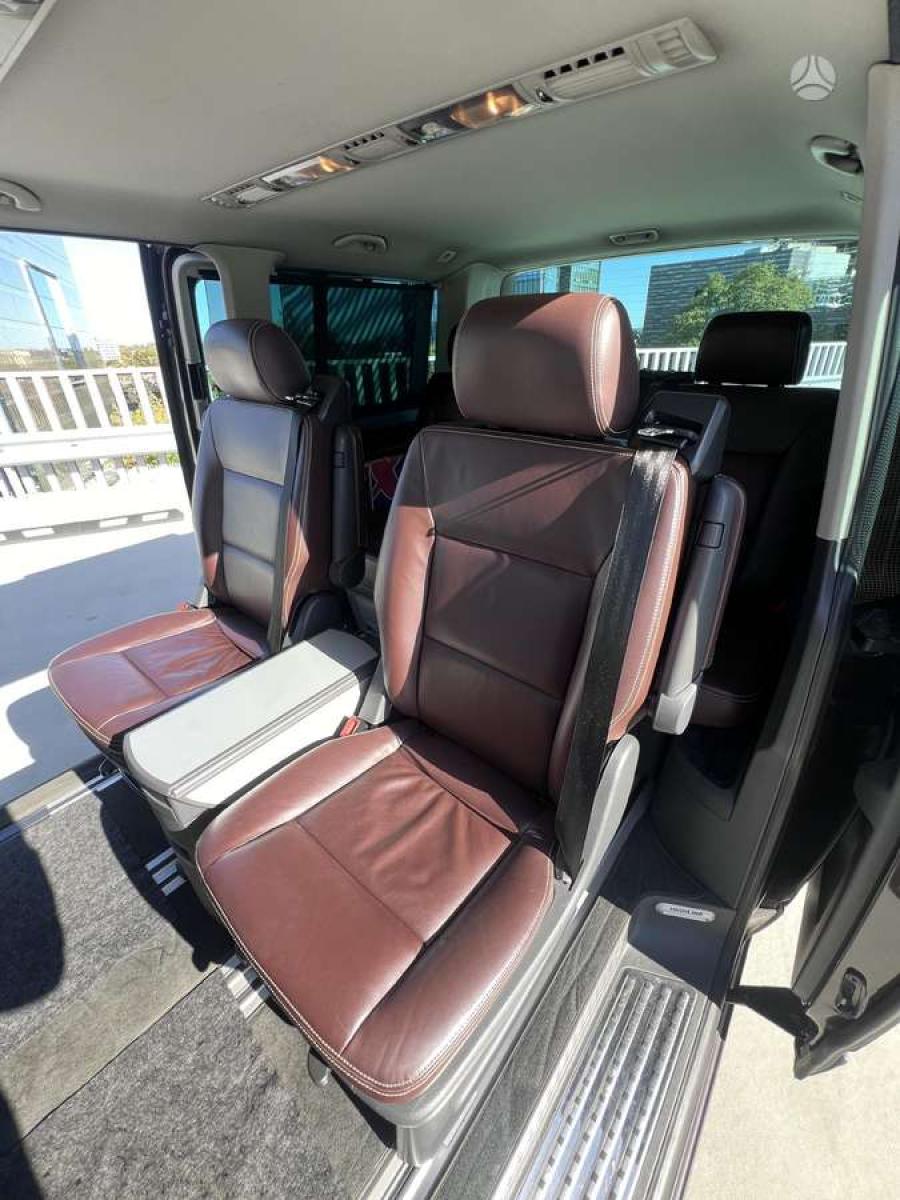 Violet Volkswagen Multivan 2013 in Vilnius, with an engine capacity of 1.97 L and mileage of 232 thousand km for 22200 €, photo 16 on AUTOMOTO.COM.LV