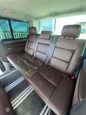 Violet Volkswagen Multivan 2013 in Vilnius, with an engine capacity of 1.97 L and mileage of 232 thousand km for 22200 €, photo 17 on AUTOMOTO.COM.LV