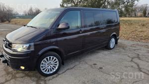 Violet Volkswagen Multivan 2015 in Valmiera, with an engine capacity of 2.00 L and mileage of 252 thousand km for 21000 €, photo 1 on AUTOMOTO.COM.LV