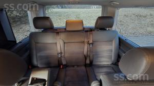 Violet Volkswagen Multivan 2015 in Valmiera, with an engine capacity of 2.00 L and mileage of 252 thousand km for 21000 €, photo 9 on AUTOMOTO.COM.LV