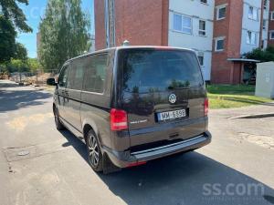 Фиолетовый Фольксваген Мультиван 2015 в Рига, объемом двигателя 2.00 л и пробегом 178 тыс. км за 23000 €, фото 4 на AUTOMOTO.COM.LV