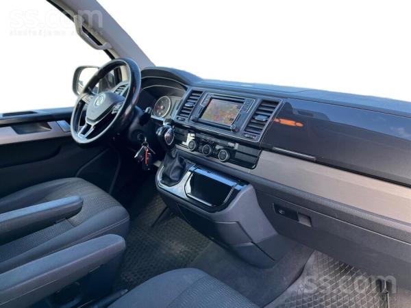Violet Volkswagen Multivan 2016 in Riga, with an engine capacity of 2.00 L and mileage of 286 thousand km for 20200 €, photo 6 on AUTOMOTO.COM.LV