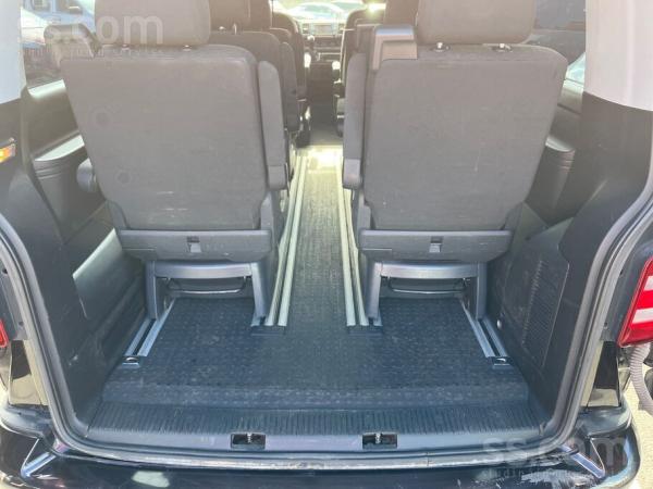 Violet Volkswagen Multivan 2016 in Riga, with an engine capacity of 2.00 L and mileage of 286 thousand km for 20200 €, photo 10 on AUTOMOTO.COM.LV
