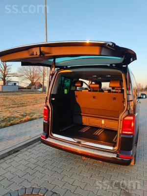 Violets Volkswagen Multivan 2016 Rīga, ar dzinēja tilpumu 2.00 L un nobraukumu 285 tūkst. km par 21900 €, foto 16 vietnē AUTOMOTO.COM.LV