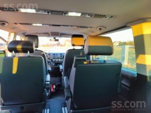Violets Volkswagen Multivan 2016 Rīga, ar dzinēja tilpumu 2.00 L un nobraukumu 285 tūkst. km par 21900 €, foto 19 vietnē AUTOMOTO.COM.LV