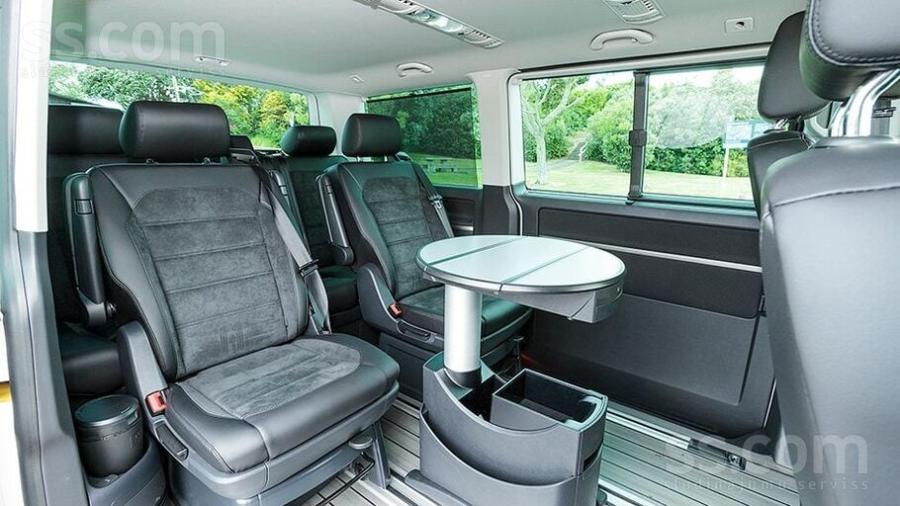 Violets Volkswagen Multivan 2016 Rīga, ar dzinēja tilpumu 2.00 L un nobraukumu 285 tūkst. km par 21900 €, foto 21 vietnē AUTOMOTO.COM.LV
