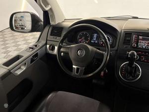 Violet Volkswagen Multivan 2010 in Marijampole, with an engine capacity of 1.97 L and mileage of 257 thousand km for 15999 €, photo 10 on AUTOMOTO.COM.LV