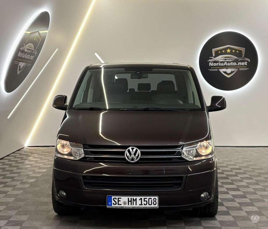 Violet Volkswagen Multivan 2010 in Marijampole, with an engine capacity of 1.97 L and mileage of 257 thousand km for 15999 €, photo 11 on AUTOMOTO.COM.LV