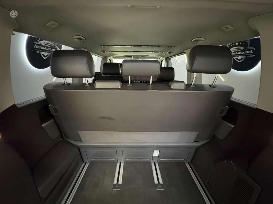 Violet Volkswagen Multivan 2010 in Marijampole, with an engine capacity of 1.97 L and mileage of 257 thousand km for 15999 €, photo 27 on AUTOMOTO.COM.LV