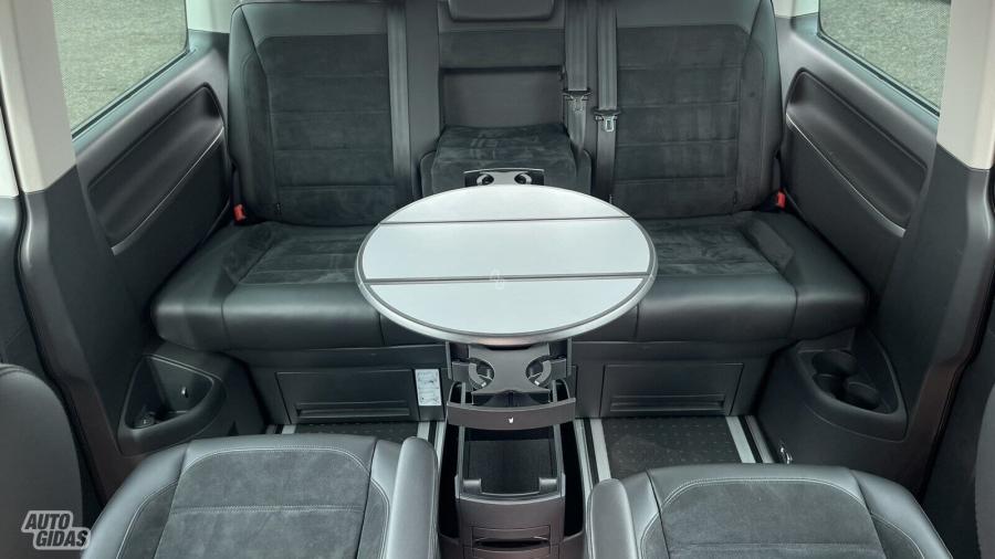 Violets Volkswagen Multivan 2015 Marijampole, ar dzinēja tilpumu 2.00 L un nobraukumu 254 tūkst. km par 21490 €, foto 20 vietnē AUTOMOTO.COM.LV