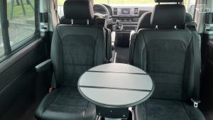 Violets Volkswagen Multivan 2015 Marijampole, ar dzinēja tilpumu 2.00 L un nobraukumu 254 tūkst. km par 21490 €, foto 23 vietnē AUTOMOTO.COM.LV