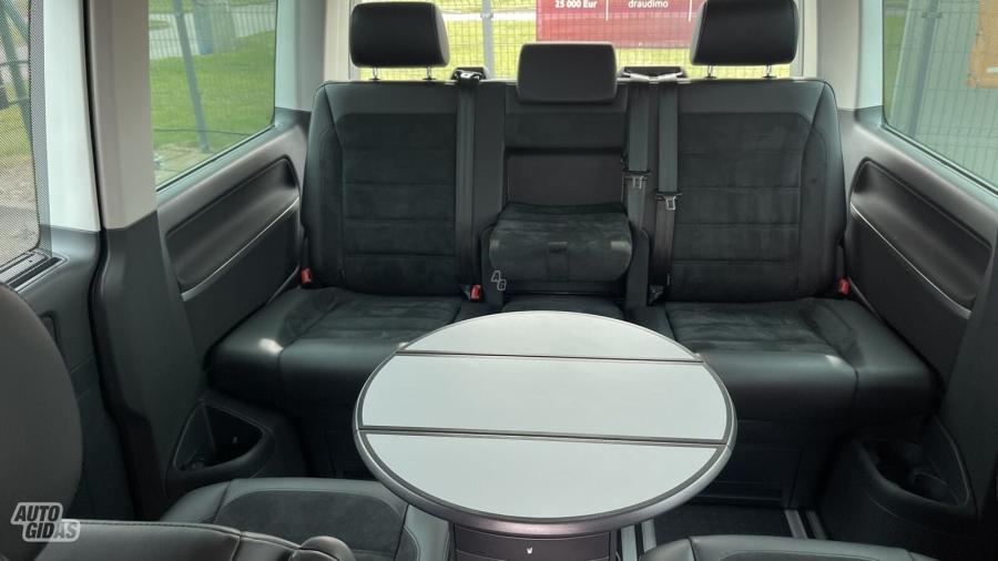 Violets Volkswagen Multivan 2015 Marijampole, ar dzinēja tilpumu 2.00 L un nobraukumu 254 tūkst. km par 21490 €, foto 24 vietnē AUTOMOTO.COM.LV