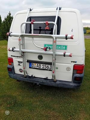 White Volkswagen Multivan 2003 in Marijampole, with an engine capacity of 2.50 L and mileage of 270 thousand km for 6200 €, photo 5 on AUTOMOTO.COM.LV