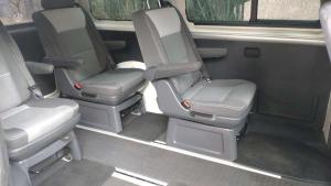 Balts Volkswagen Multivan 2007 Varėna, ar dzinēja tilpumu 2.50 L un nobraukumu 278 tūkst. km par 7900 €, foto 17 vietnē AUTOMOTO.COM.LV