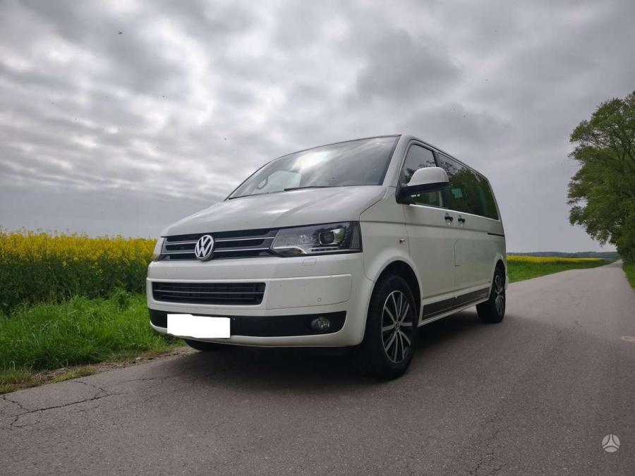 Balts Volkswagen Multivan 2014 Pasvalys, ar dzinēja tilpumu 1.97 L un nobraukumu 298 tūkst. km par 17000 €, foto 1 vietnē AUTOMOTO.COM.LV