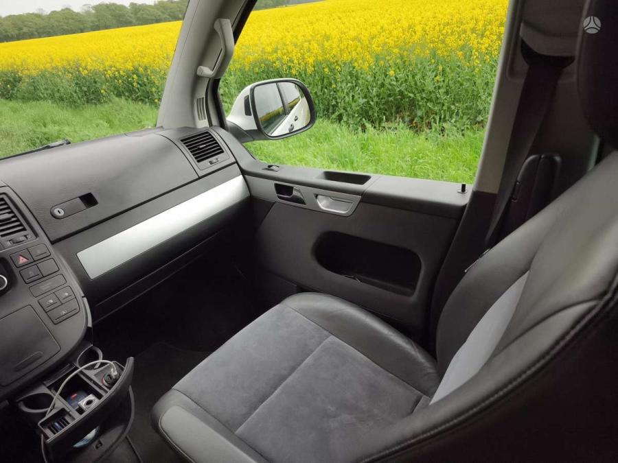 Balts Volkswagen Multivan 2014 Pasvalys, ar dzinēja tilpumu 1.97 L un nobraukumu 298 tūkst. km par 17000 €, foto 11 vietnē AUTOMOTO.COM.LV
