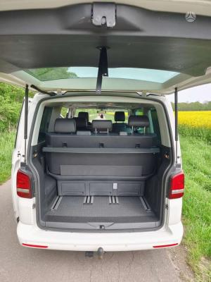 Balts Volkswagen Multivan 2014 Pasvalys, ar dzinēja tilpumu 1.97 L un nobraukumu 298 tūkst. km par 17000 €, foto 13 vietnē AUTOMOTO.COM.LV