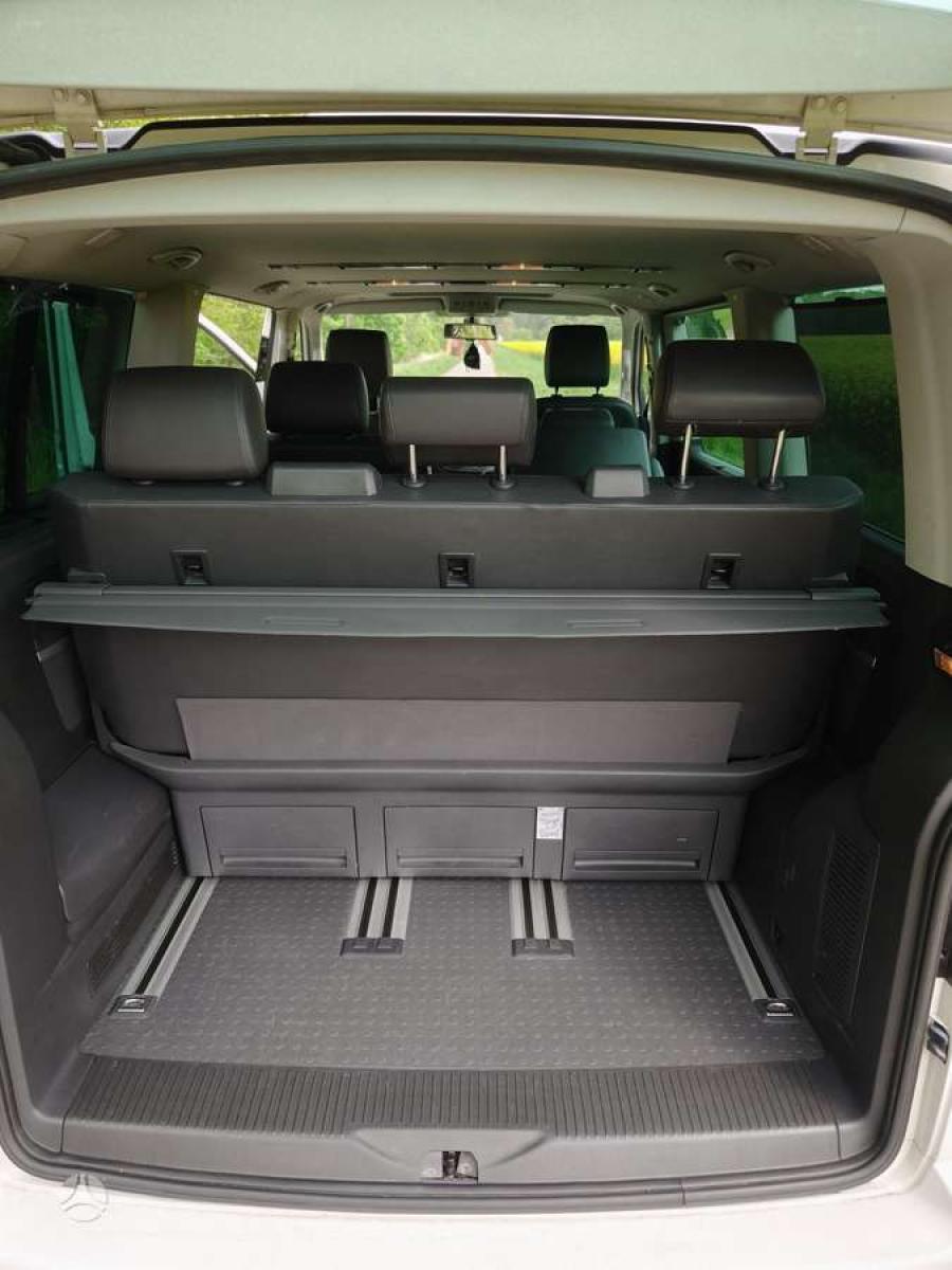 Balts Volkswagen Multivan 2014 Pasvalys, ar dzinēja tilpumu 1.97 L un nobraukumu 298 tūkst. km par 17000 €, foto 14 vietnē AUTOMOTO.COM.LV