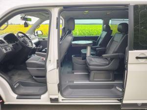 Balts Volkswagen Multivan 2014 Pasvalys, ar dzinēja tilpumu 1.97 L un nobraukumu 298 tūkst. km par 17000 €, foto 20 vietnē AUTOMOTO.COM.LV