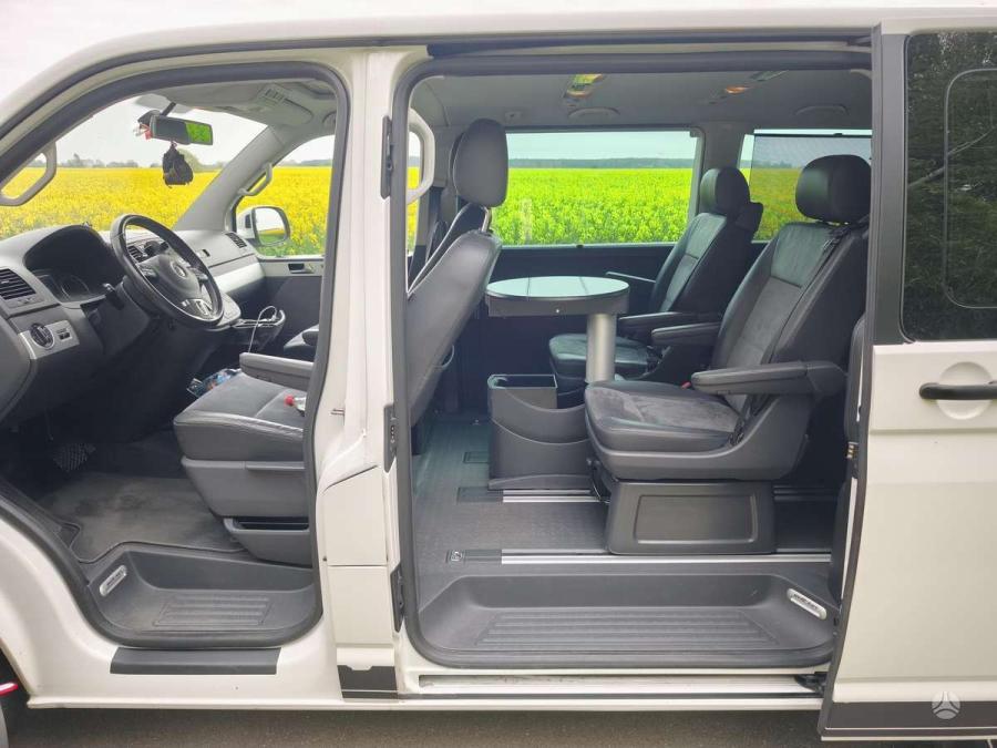 Balts Volkswagen Multivan 2014 Pasvalys, ar dzinēja tilpumu 1.97 L un nobraukumu 298 tūkst. km par 17000 €, foto 20 vietnē AUTOMOTO.COM.LV