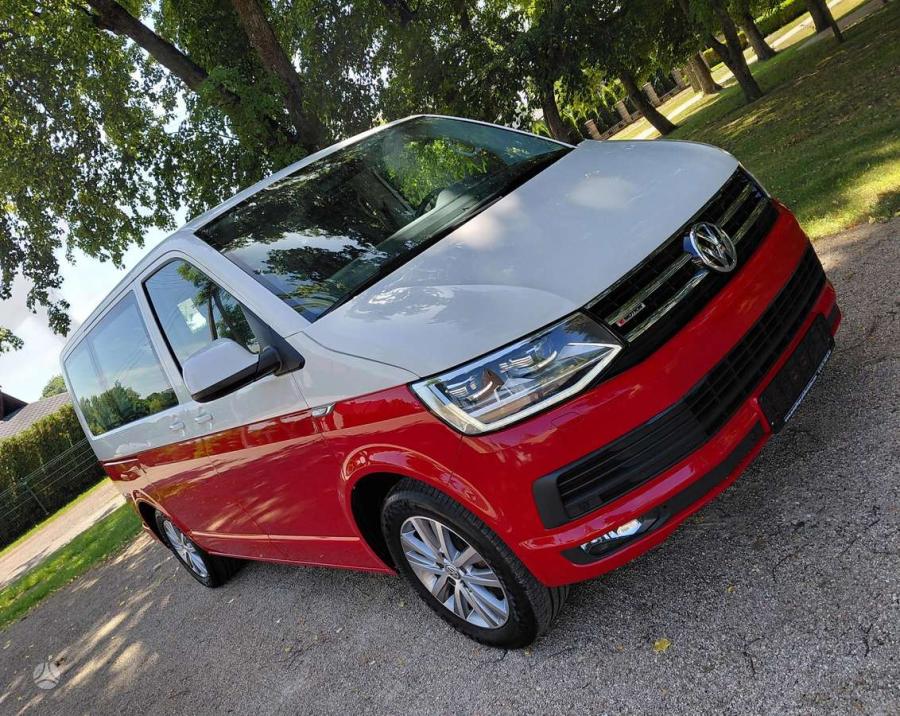 White Volkswagen Multivan 2016 in Vilkaviskis, with an engine capacity of 2.00 L and mileage of 210 thousand km for 22600 €, photo 4 on AUTOMOTO.COM.LV