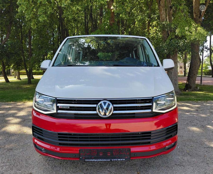White Volkswagen Multivan 2016 in Vilkaviskis, with an engine capacity of 2.00 L and mileage of 210 thousand km for 22600 €, photo 18 on AUTOMOTO.COM.LV