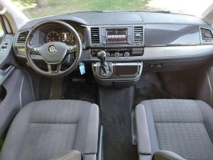 White Volkswagen Multivan 2016 in Vilkaviskis, with an engine capacity of 2.00 L and mileage of 210 thousand km for 22600 €, photo 22 on AUTOMOTO.COM.LV