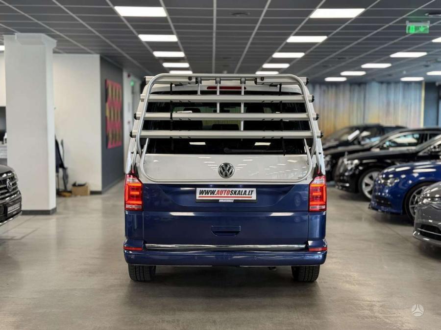 Balts Volkswagen Multivan 2017 Klaipėda, ar dzinēja tilpumu 2.00 L un nobraukumu 174 tūkst. km par 31500 €, foto 5 vietnē AUTOMOTO.COM.LV
