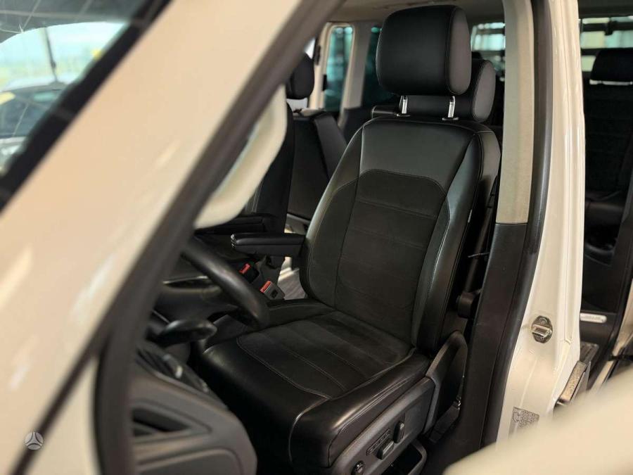 Balts Volkswagen Multivan 2017 Klaipėda, ar dzinēja tilpumu 2.00 L un nobraukumu 174 tūkst. km par 31500 €, foto 13 vietnē AUTOMOTO.COM.LV