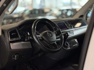 Balts Volkswagen Multivan 2017 Klaipėda, ar dzinēja tilpumu 2.00 L un nobraukumu 174 tūkst. km par 31500 €, foto 14 vietnē AUTOMOTO.COM.LV