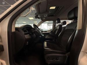 Balts Volkswagen Multivan 2017 Klaipėda, ar dzinēja tilpumu 2.00 L un nobraukumu 174 tūkst. km par 31500 €, foto 16 vietnē AUTOMOTO.COM.LV