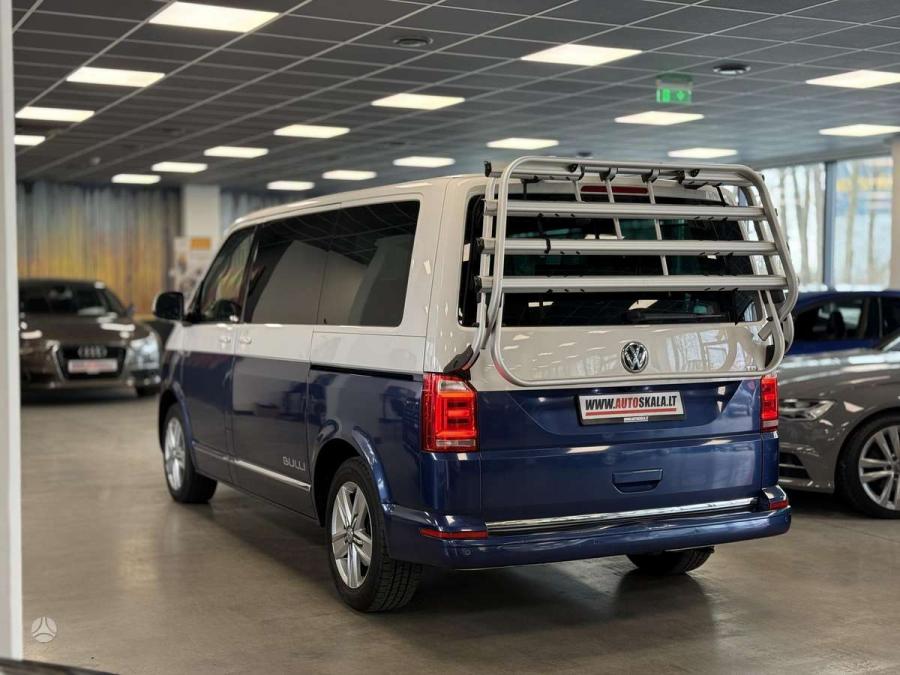 Balts Volkswagen Multivan 2017 Klaipėda, ar dzinēja tilpumu 2.00 L un nobraukumu 174 tūkst. km par 31500 €, foto 27 vietnē AUTOMOTO.COM.LV