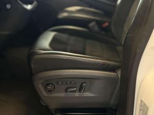 Balts Volkswagen Multivan 2017 Klaipėda, ar dzinēja tilpumu 2.00 L un nobraukumu 174 tūkst. km par 31500 €, foto 36 vietnē AUTOMOTO.COM.LV