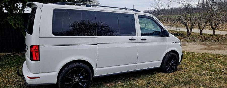 White Volkswagen Multivan 2020 in Kaisiadorys, with an engine capacity of 2.00 L and mileage of 120 thousand km for 26000 €, photo 6 on AUTOMOTO.COM.LV