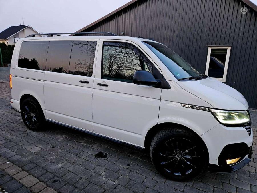 White Volkswagen Multivan 2020 in Kaisiadorys, with an engine capacity of 2.00 L and mileage of 120 thousand km for 26000 €, photo 15 on AUTOMOTO.COM.LV