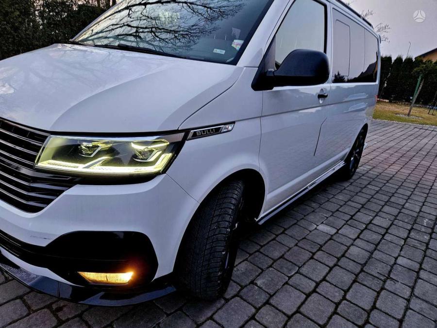 White Volkswagen Multivan 2020 in Kaisiadorys, with an engine capacity of 2.00 L and mileage of 120 thousand km for 26000 €, photo 17 on AUTOMOTO.COM.LV