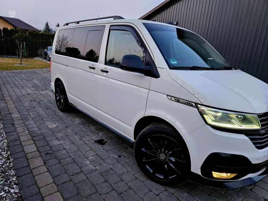 White Volkswagen Multivan 2020 in Kaisiadorys, with an engine capacity of 2.00 L and mileage of 120 thousand km for 26000 €, photo 18 on AUTOMOTO.COM.LV