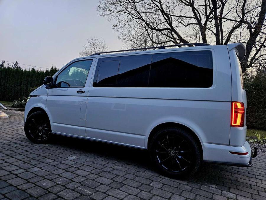 White Volkswagen Multivan 2020 in Kaisiadorys, with an engine capacity of 2.00 L and mileage of 120 thousand km for 26000 €, photo 21 on AUTOMOTO.COM.LV