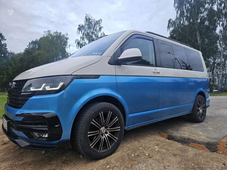 White Volkswagen Multivan 2021 in Kaisiadorys, with an engine capacity of 2.00 L and mileage of 190 thousand km for 27500 €, photo 1 on AUTOMOTO.COM.LV