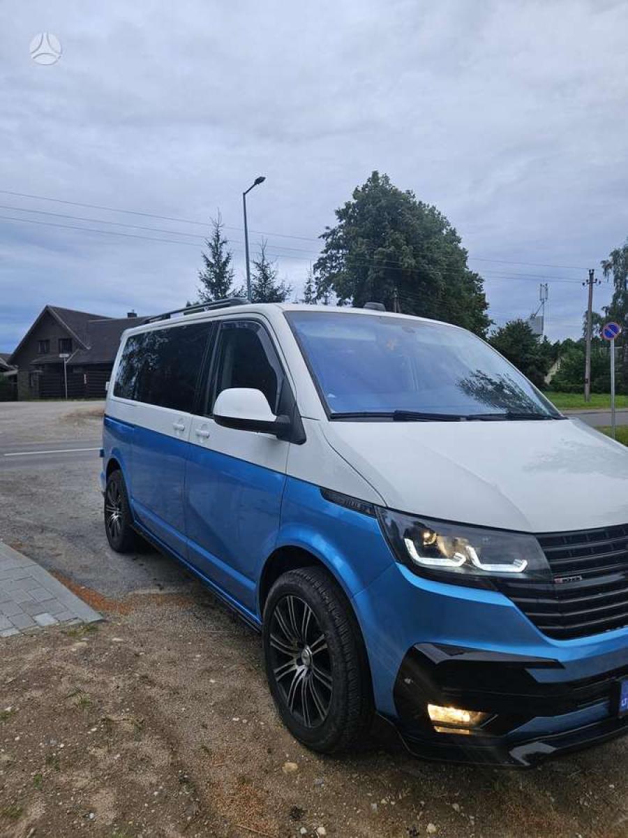 White Volkswagen Multivan 2021 in Kaisiadorys, with an engine capacity of 2.00 L and mileage of 190 thousand km for 27500 €, photo 8 on AUTOMOTO.COM.LV