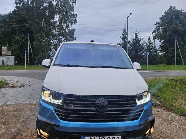 White Volkswagen Multivan 2021 in Kaisiadorys, with an engine capacity of 2.00 L and mileage of 190 thousand km for 27500 €, photo 8 on AUTOMOTO.COM.LV