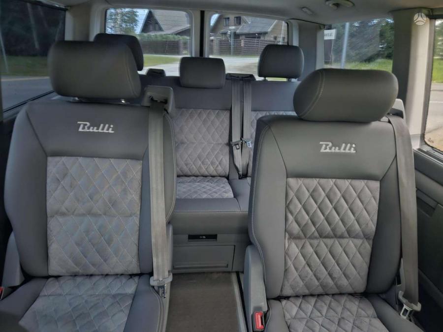 White Volkswagen Multivan 2021 in Kaisiadorys, with an engine capacity of 2.00 L and mileage of 190 thousand km for 27500 €, photo 15 on AUTOMOTO.COM.LV