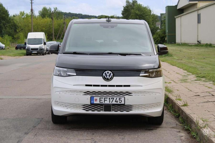 Белый Фольксваген Мультиван 2022 в Вильнюс, объемом двигателя 1.40 л и пробегом 78 тыс. км за 39200 €, фото 5 на AUTOMOTO.COM.LV