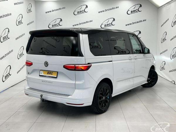 White Volkswagen Multivan 2023 in Vilnius, with an engine capacity of 1.97 L and mileage of 150 thousand km for 35900 €, photo 3 on AUTOMOTO.COM.LV