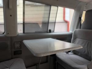 Balts Volkswagen Multivan 1996 Cēsis, ar dzinēja tilpumu 1.90 L un nobraukumu 546 tūkst. km par 2990 €, foto 11 vietnē AUTOMOTO.COM.LV