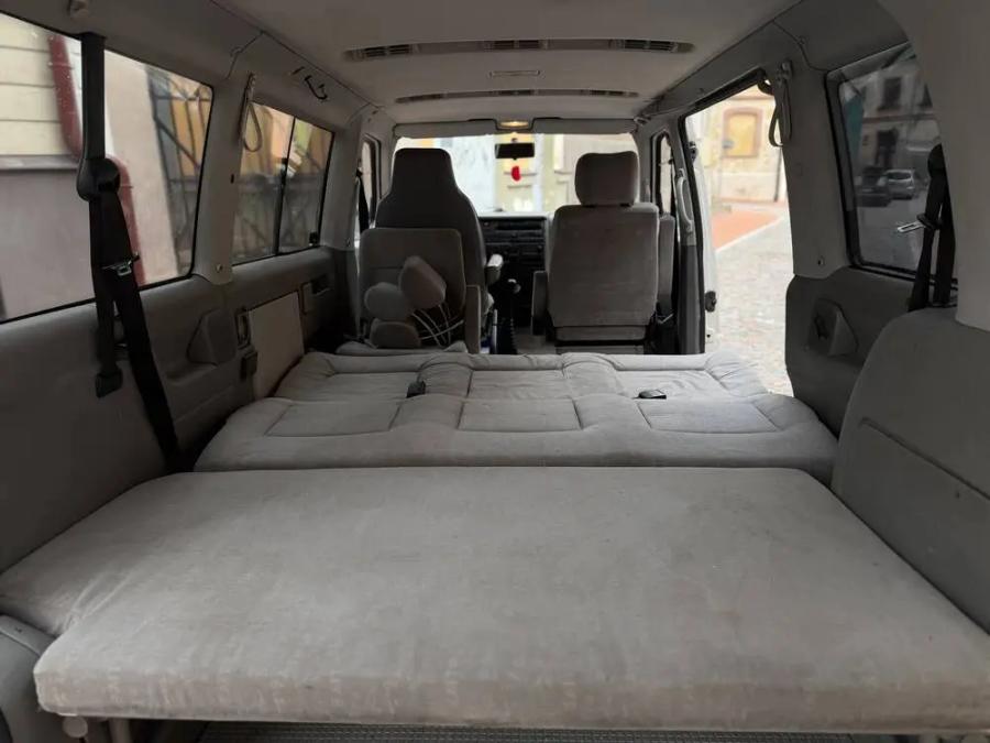 Balts Volkswagen Multivan 1996 Cēsis, ar dzinēja tilpumu 1.90 L un nobraukumu 546 tūkst. km par 2990 €, foto 14 vietnē AUTOMOTO.COM.LV