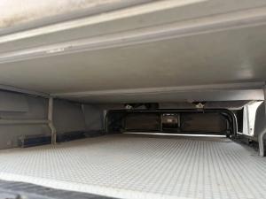Balts Volkswagen Multivan 1996 Cēsis, ar dzinēja tilpumu 1.90 L un nobraukumu 546 tūkst. km par 2990 €, foto 15 vietnē AUTOMOTO.COM.LV