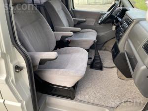 Balts Volkswagen Multivan 1997 Ludza, ar dzinēja tilpumu 2.50 L un nobraukumu 0 tūkst. km par 5500 €, foto 17 vietnē AUTOMOTO.COM.LV