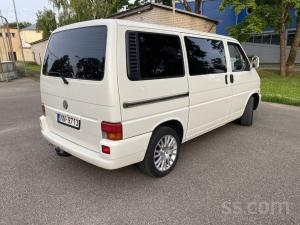 Balts Volkswagen Multivan 1997 Ludza, ar dzinēja tilpumu 2.50 L un nobraukumu 0 tūkst. km par 5500 €, foto 5 vietnē AUTOMOTO.COM.LV